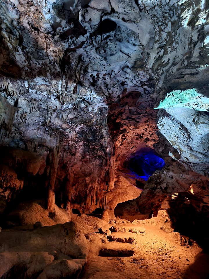 De grotten van Hato. – Eilandverhalen Curaçao
